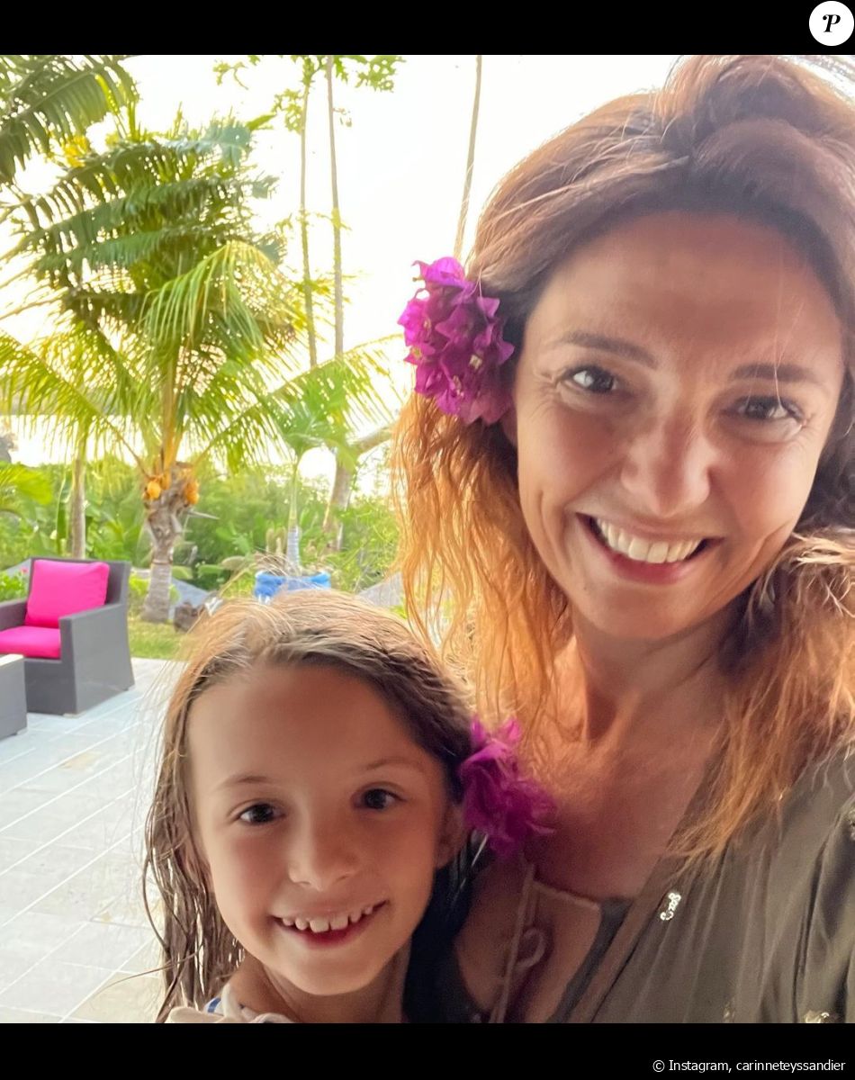 Carinne Teyssandier : Photos avec sa fille qui lui ressemble énormément ...