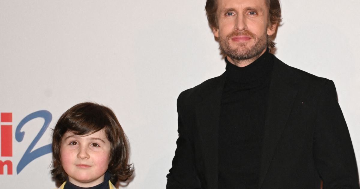 Philippe Lacheau et Théodore Le Blanc - Première du film Alibi.com 2 au ...