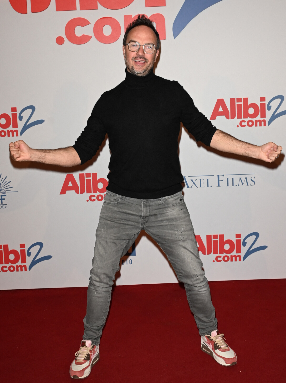 Photo : Jarry - Première du film "Alibi.com 2" au cinéma Le Grand Rex à ...