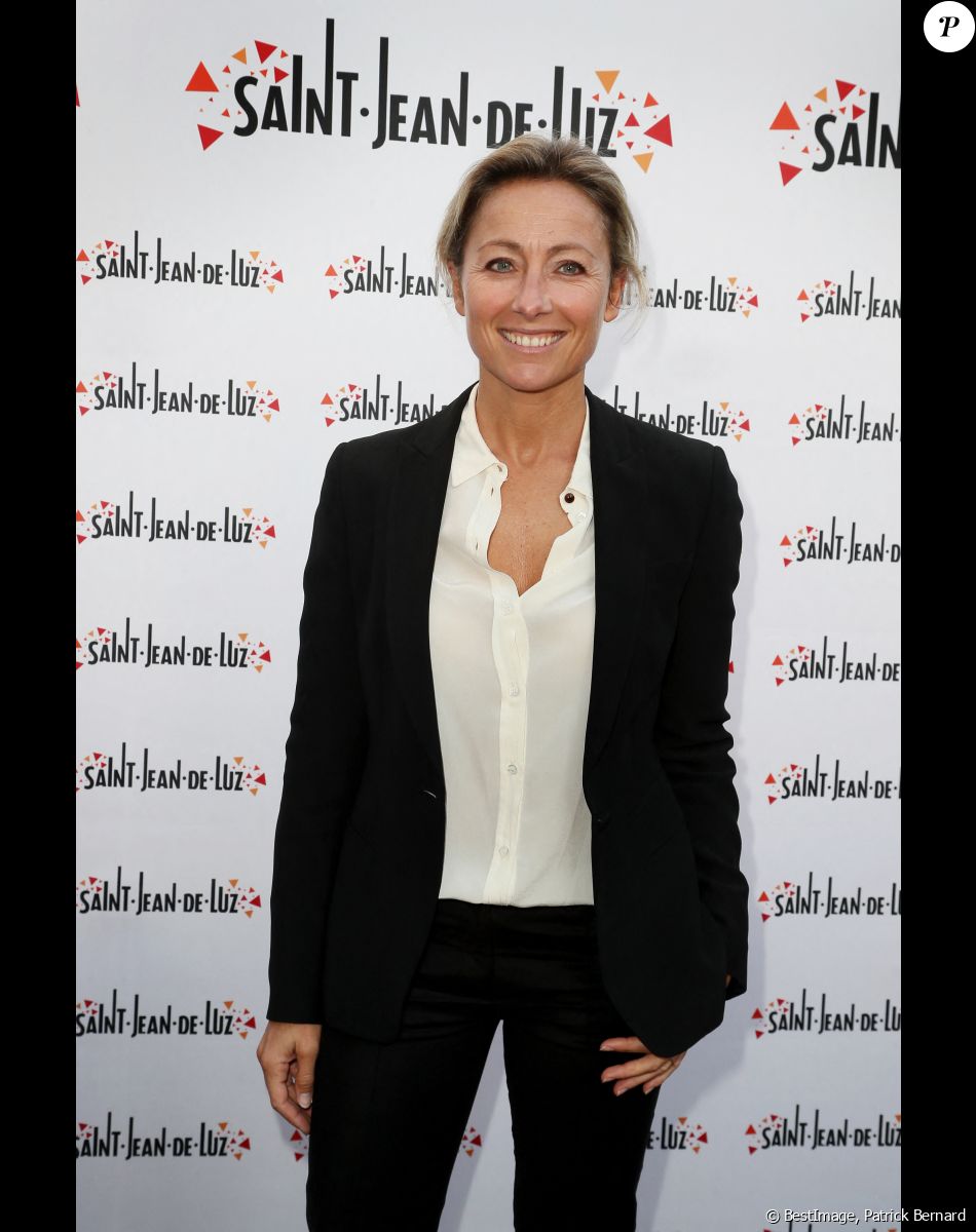 Anne Sophie Lapix Taille