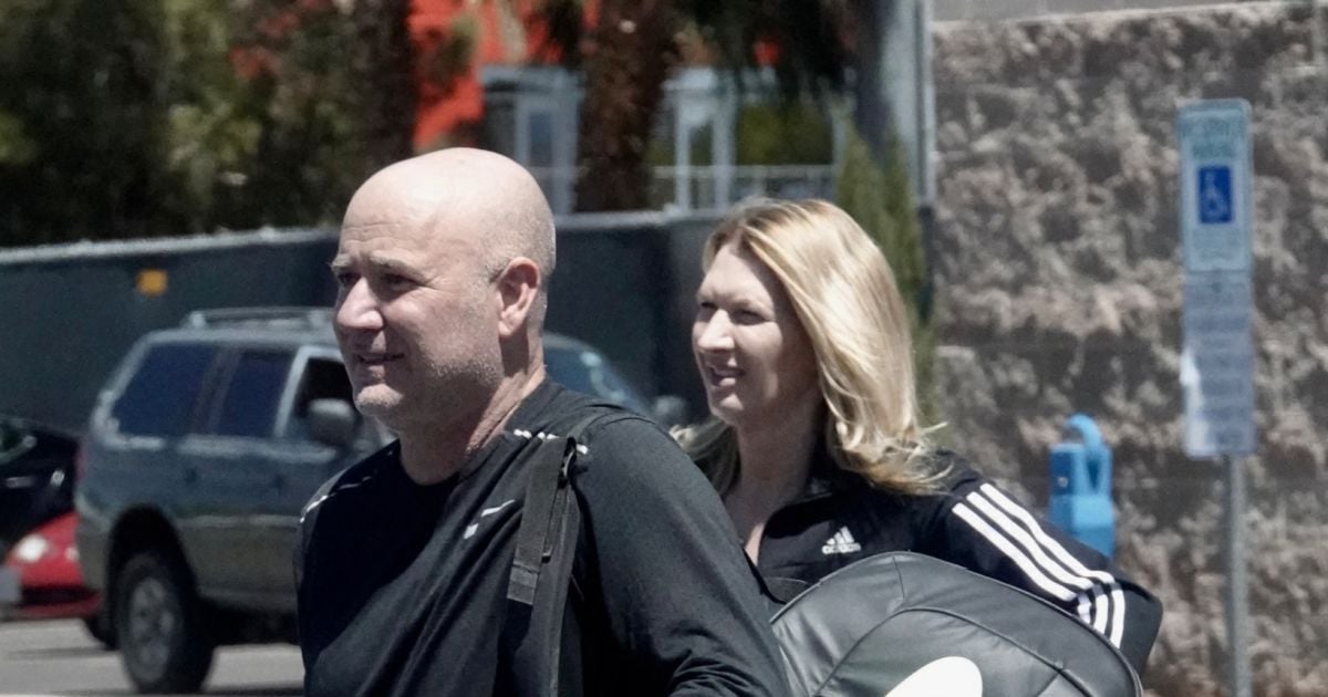 Exclusif Andre Agassi Et Sa Femme Steffi Graf Donnent Des Cours De