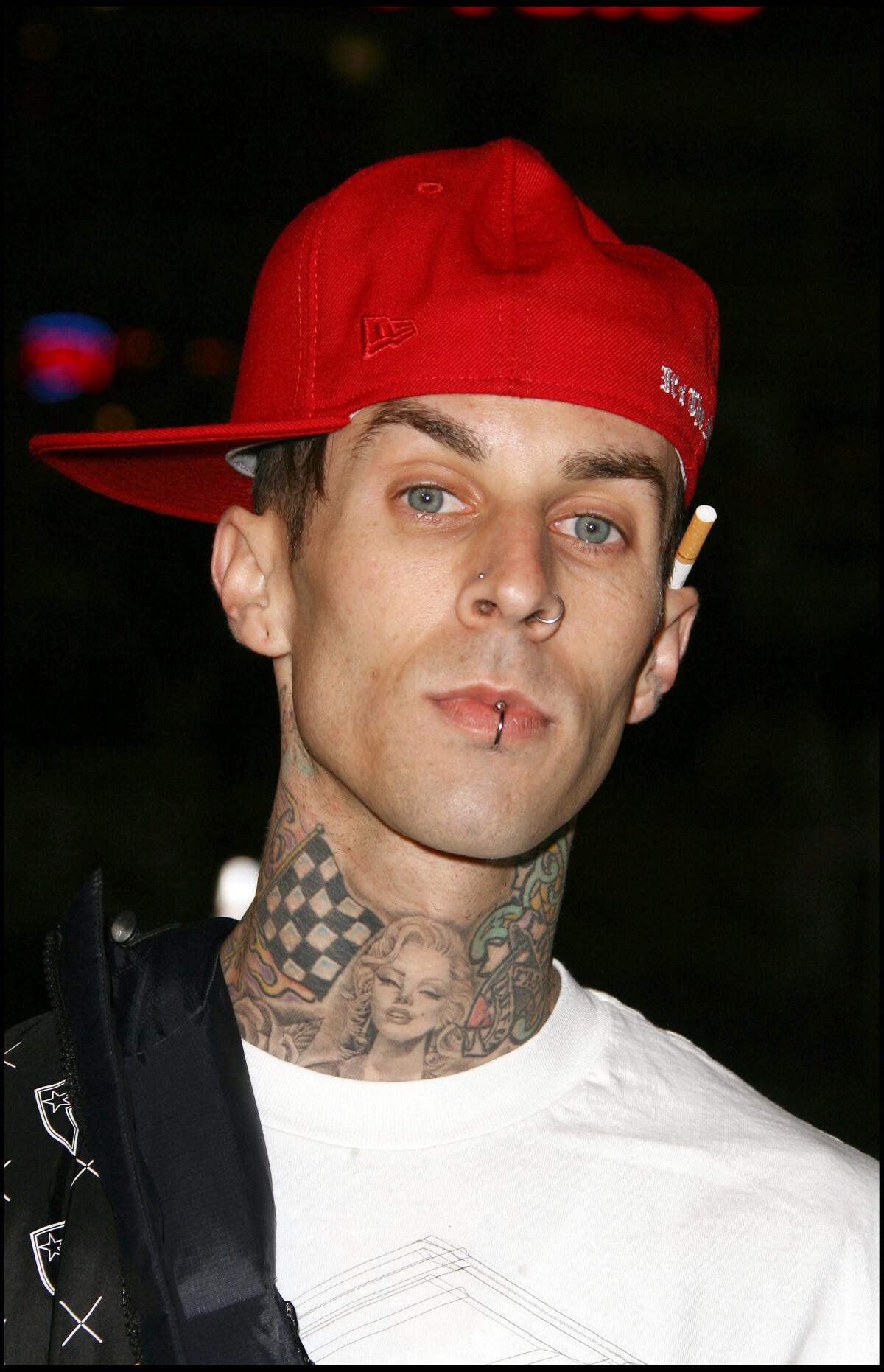 Photo : Travis Barker à la première de ATL au Graunmans Chinese Theater ...