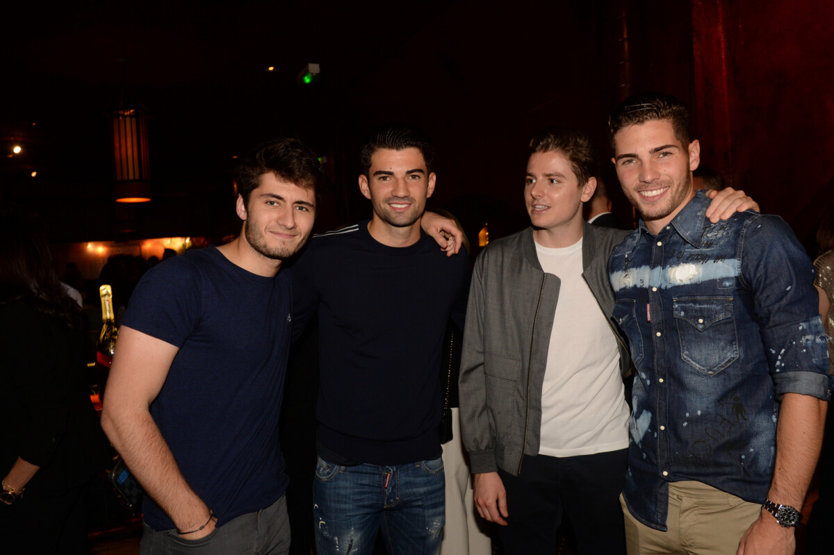 Photo : Semi-Exclusif - Enzo Zidane, Luca Zidane et des amis - A l ...