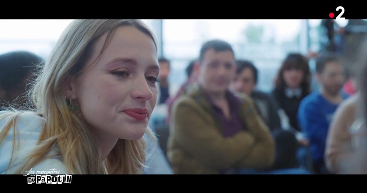 Angèle n'arrivant pas à retenir ses larmes : "Je ne suis pas triste ...