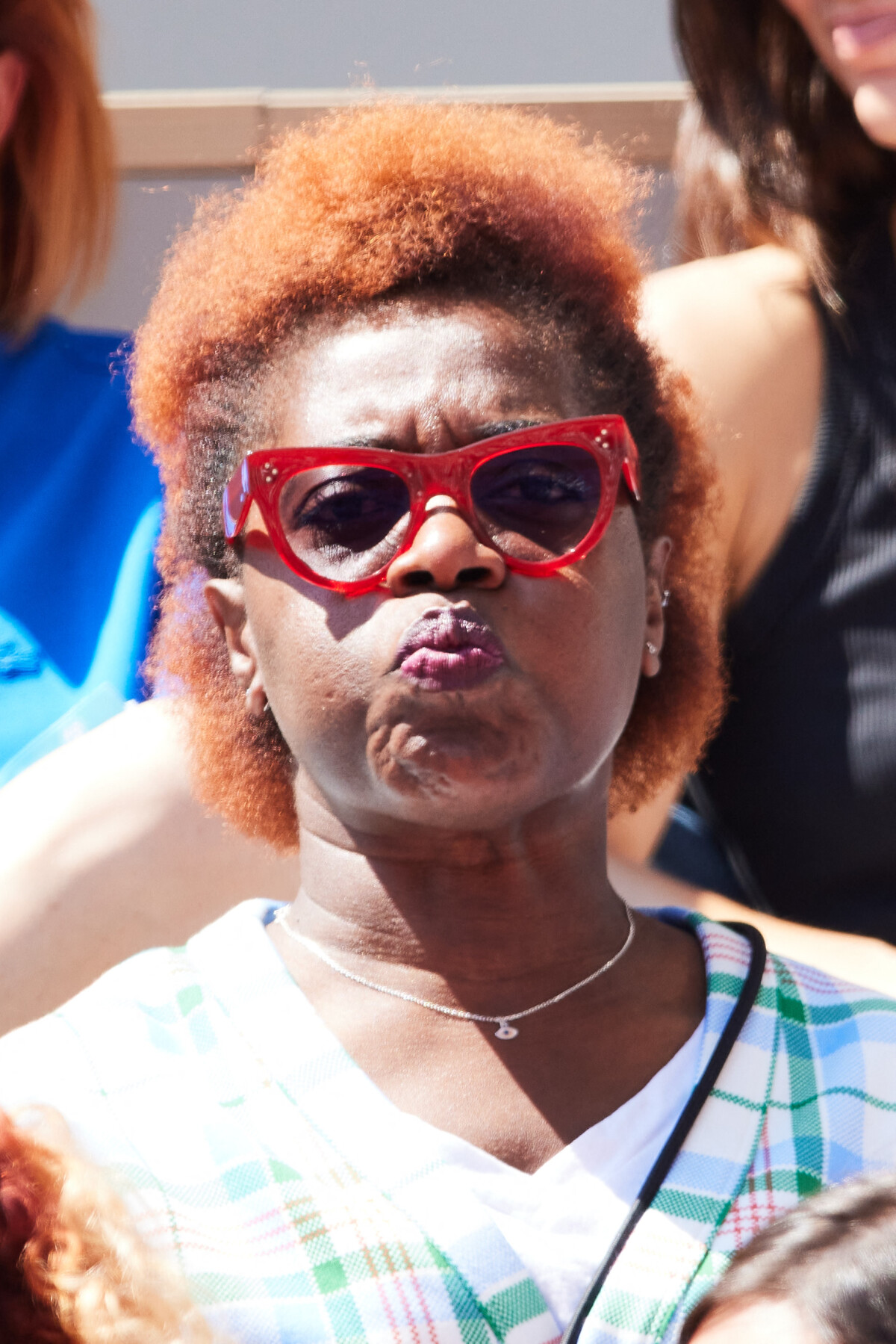 Photo : Claudia Tagbo était aussi présente Claudia Tagbo en tribunes ...