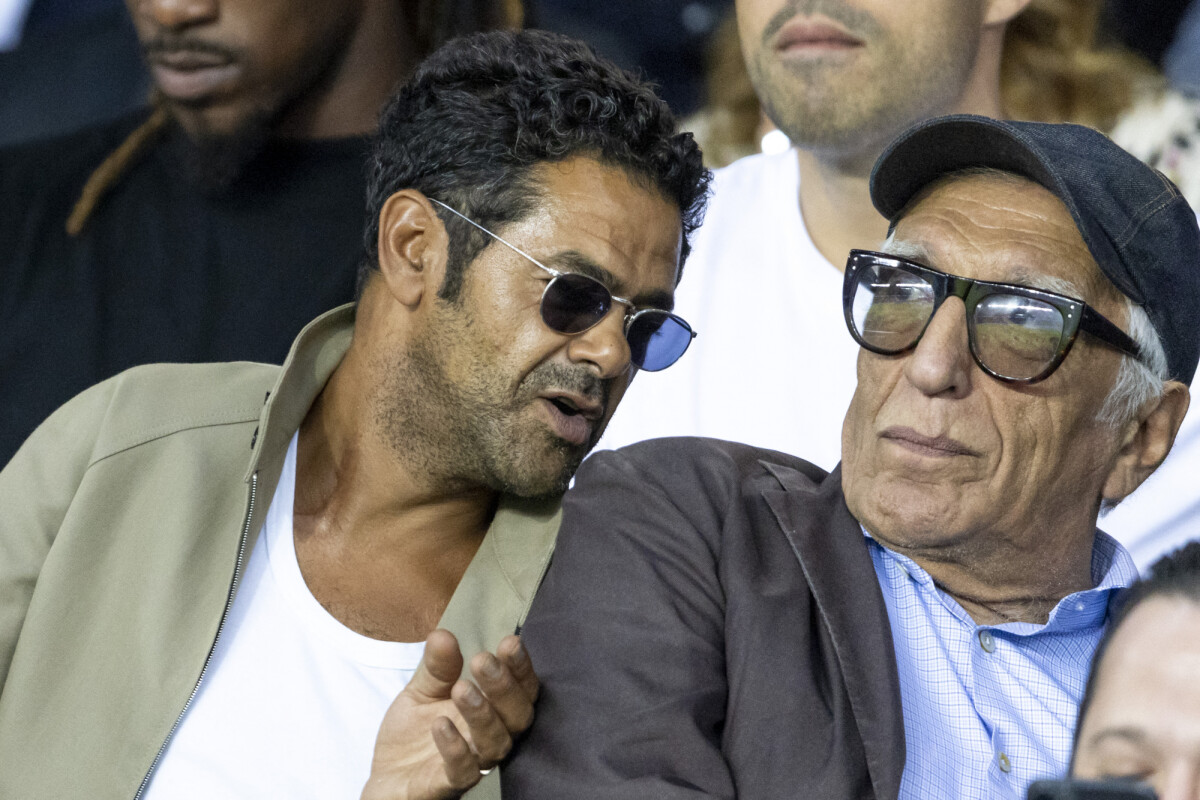 Photo : Jamel Debbouze, Gérard Darmon - People assistent au match aller ...