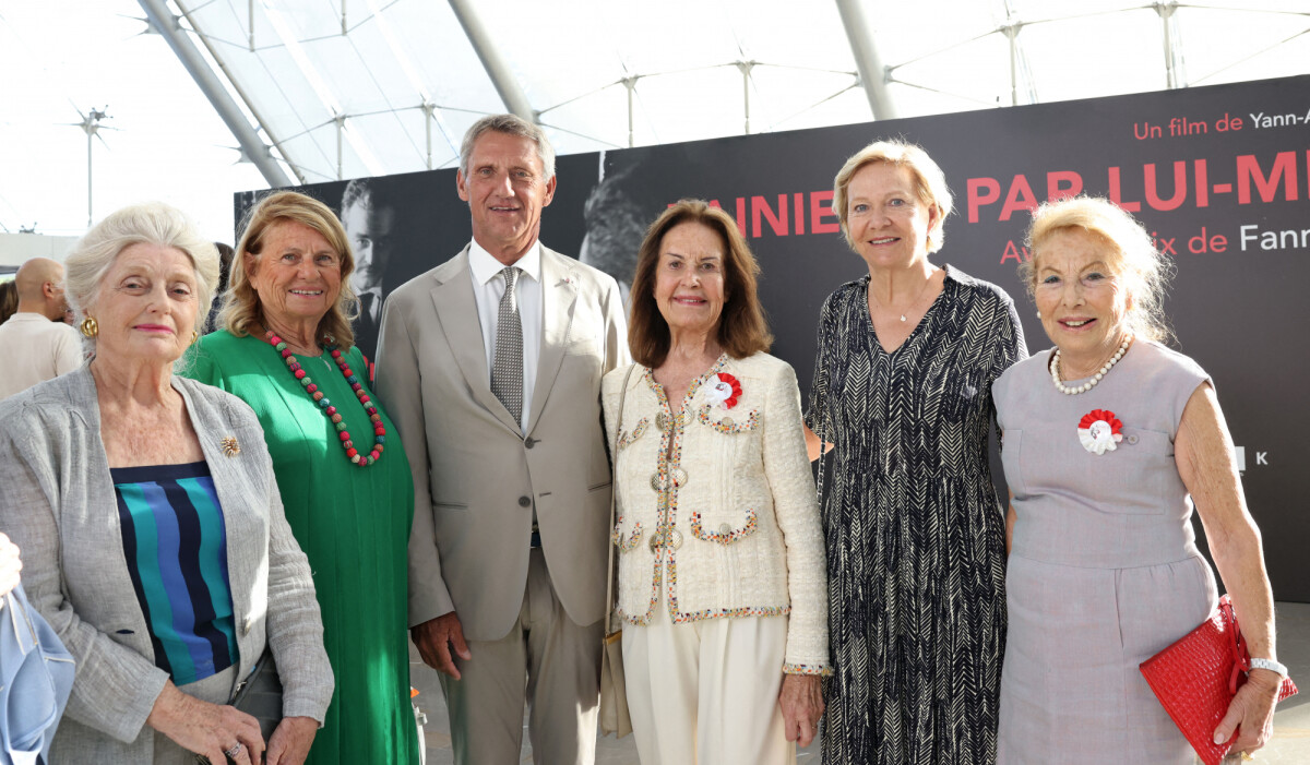 Photo : Patricia Lambin, Catherine Pastor, Philippe Narmino et sa femme ...
