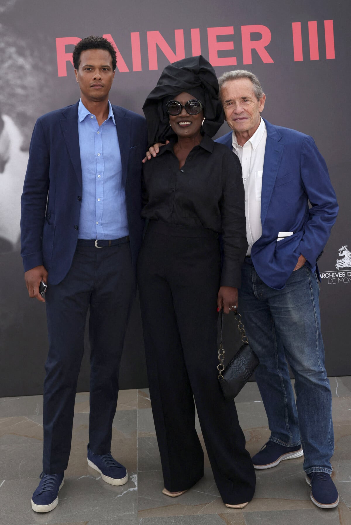 Photo : Jacky Ickx avec sa femme Khadja Nin et leur fils Vincent ...