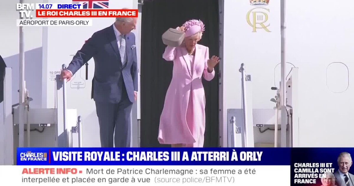 Atterrissage De Charles Iii En France La Reine Camilla Chic En Rose