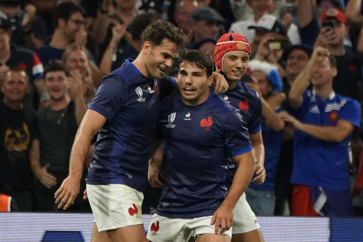 Photo : Joie - Damian Penaud (France) - Antoine Dupont (France) - Damian Penaud (France) - Coupe ...