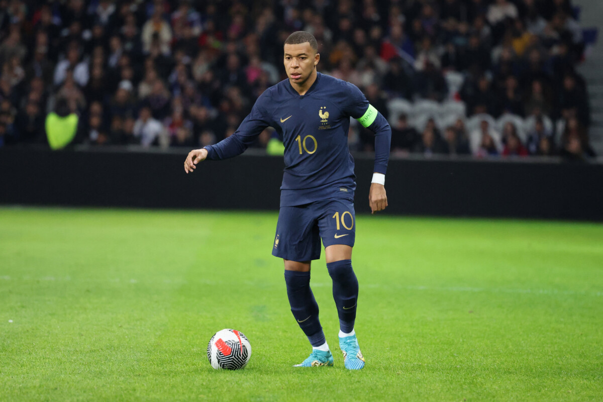 Photo : Kylian Mbappé (France) lors du match amical France vs Ecosse ...