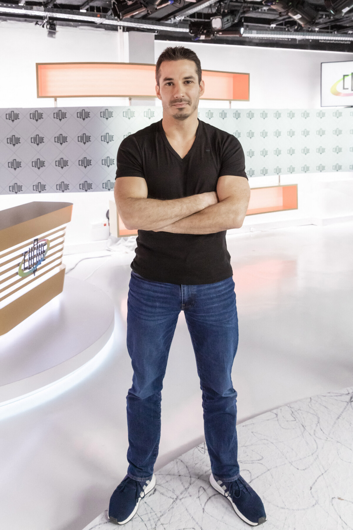 Photo : Exclusif - Jérémy Ferrari - Enregistrement de l'émission Clique. Paris, le 12 mars 2021 ...