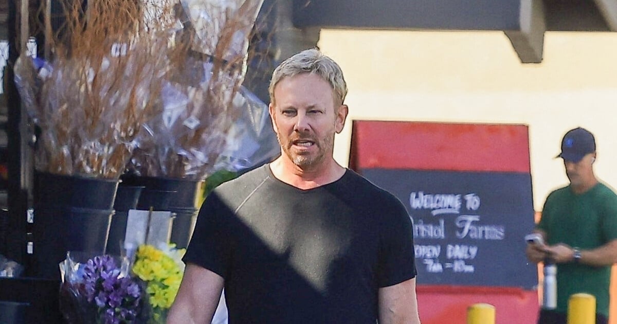 VIDÉO - Ian Ziering (Beverly Hills) : Images hallucinantes de son ...