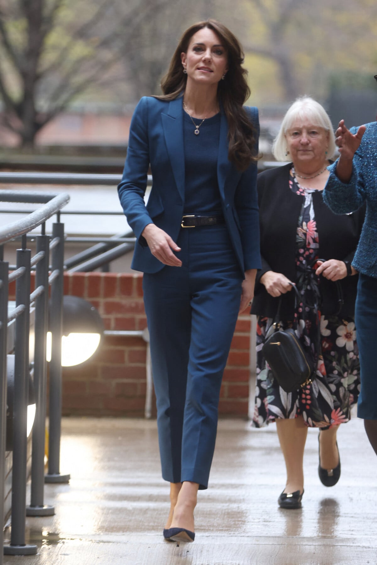 Photo : A l'époque, Kate travaille à Londres quand William occupe un ...