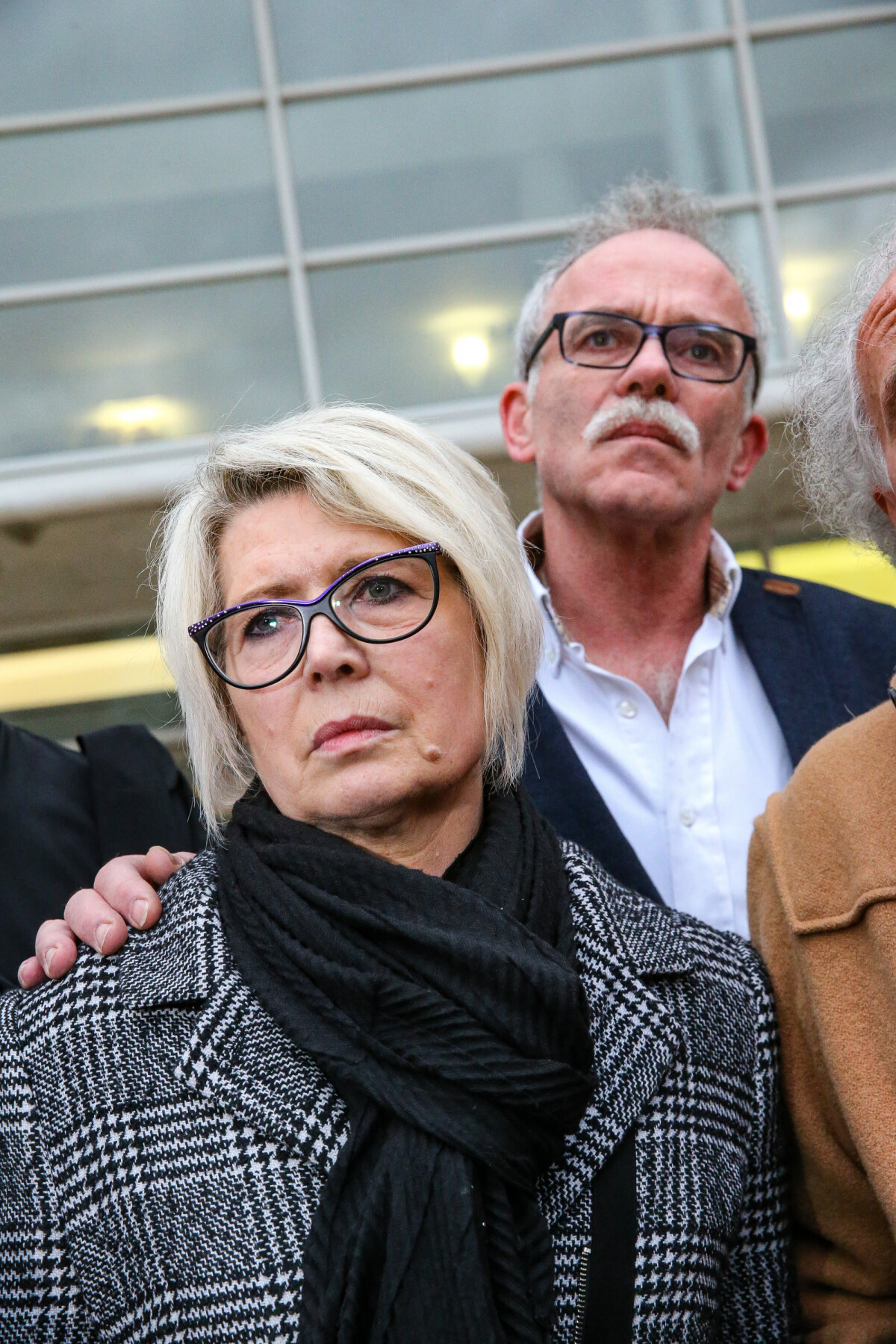 Photo : Les parents d'Alexia, Isabelle et Jean Pierre Fouillot quittent ...