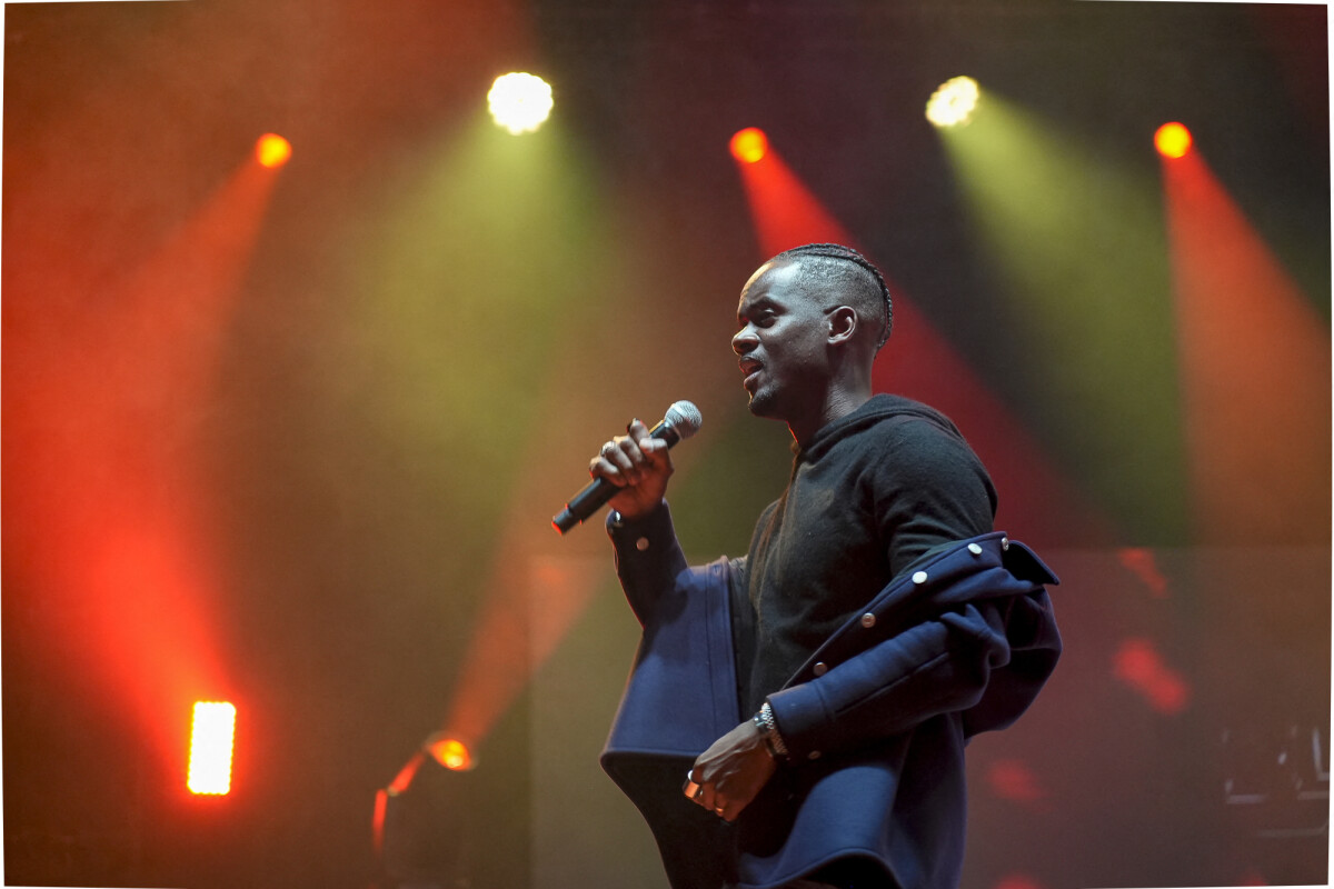 Photo : Le chanteur Black M sur la scène du Rugby Music Live, concert ...