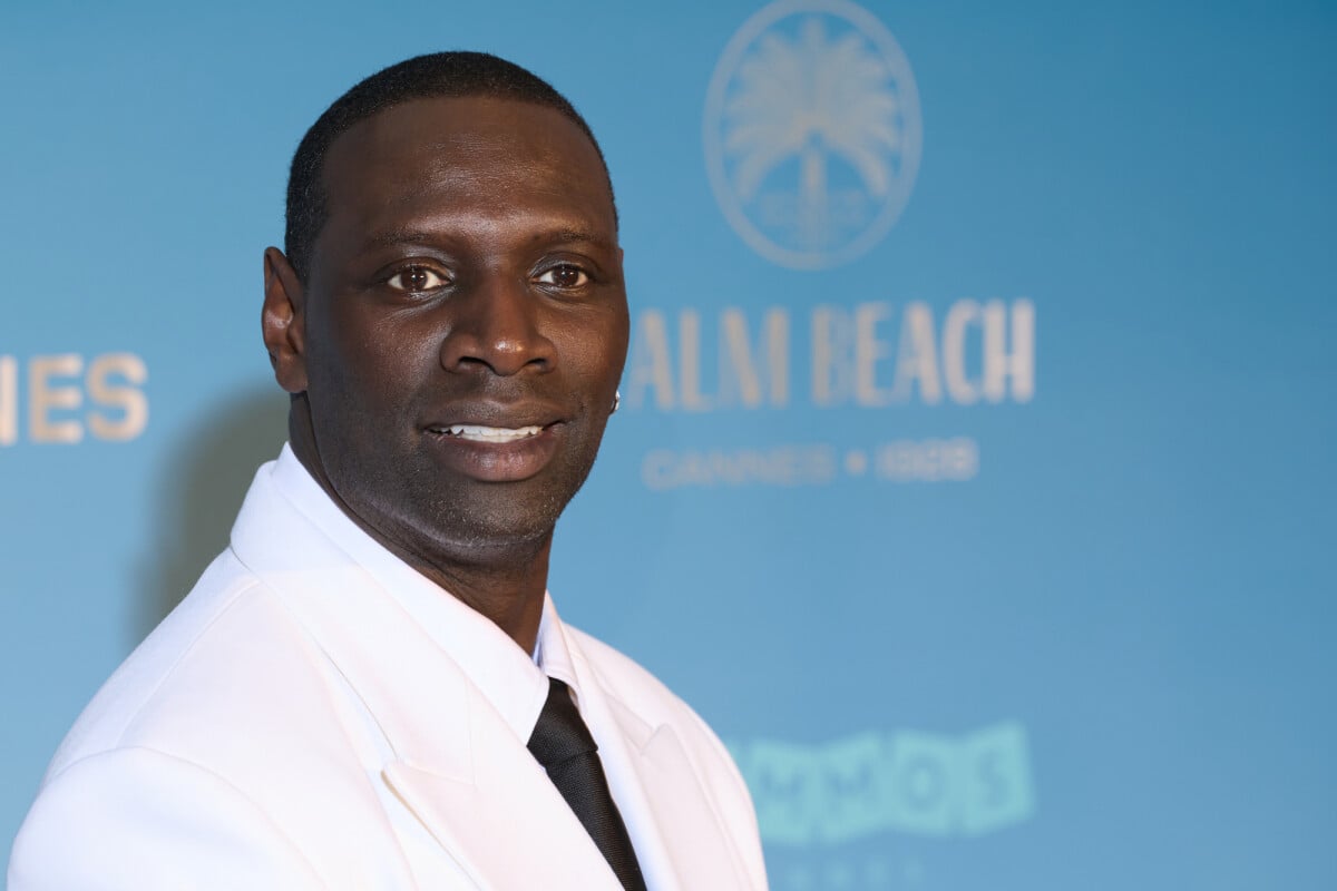 Photo : Omar Sy - Photocall du dîner d'ouverture du 77ème Festival ...