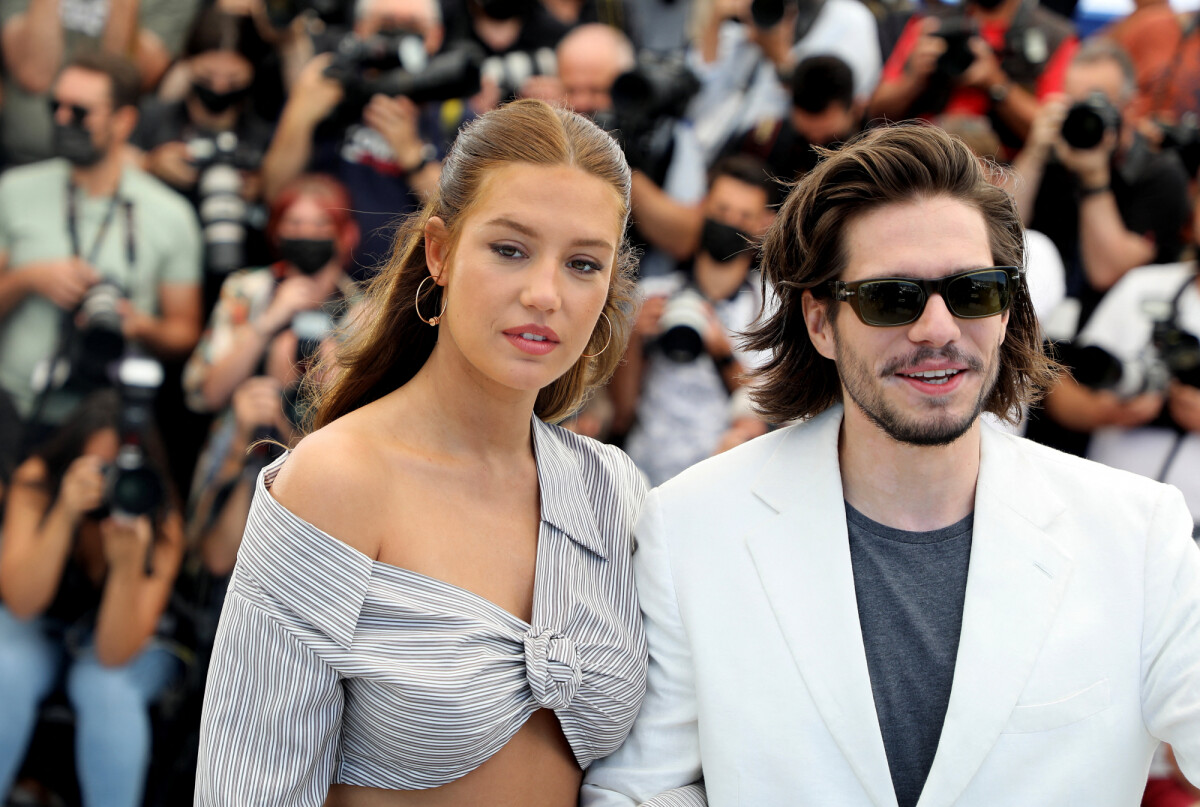 Photo : Adèle Exarchopoulos, François Civil au photocall du film Bac ...