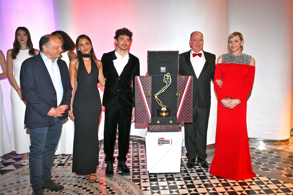 Photo : Après sa belle victoire, Charles Leclerc s'est rendu à la ...
