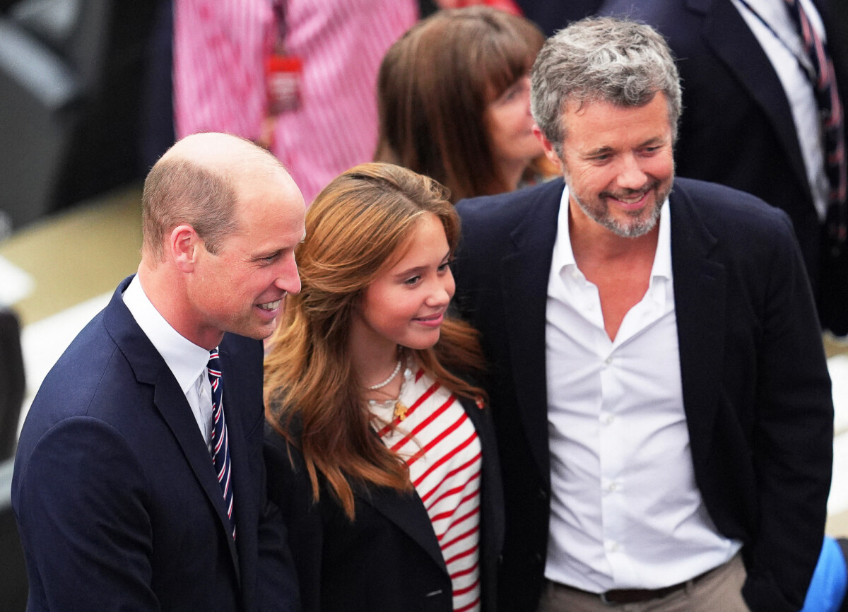 Photo : Le prince William, Frederik X et Isabella du Danemark pendant ...