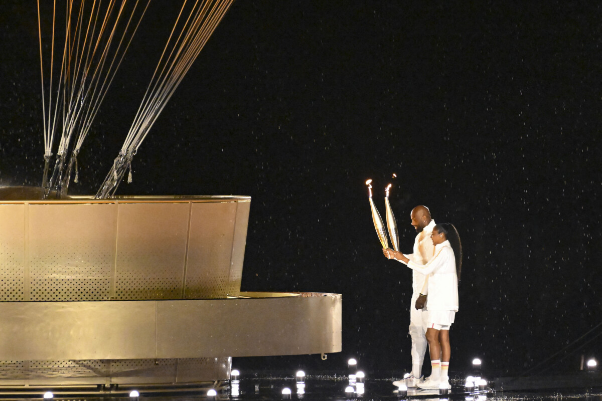 Photo : Teddy Riner et Marie-José Pérec les derniers relayeurs de la ...