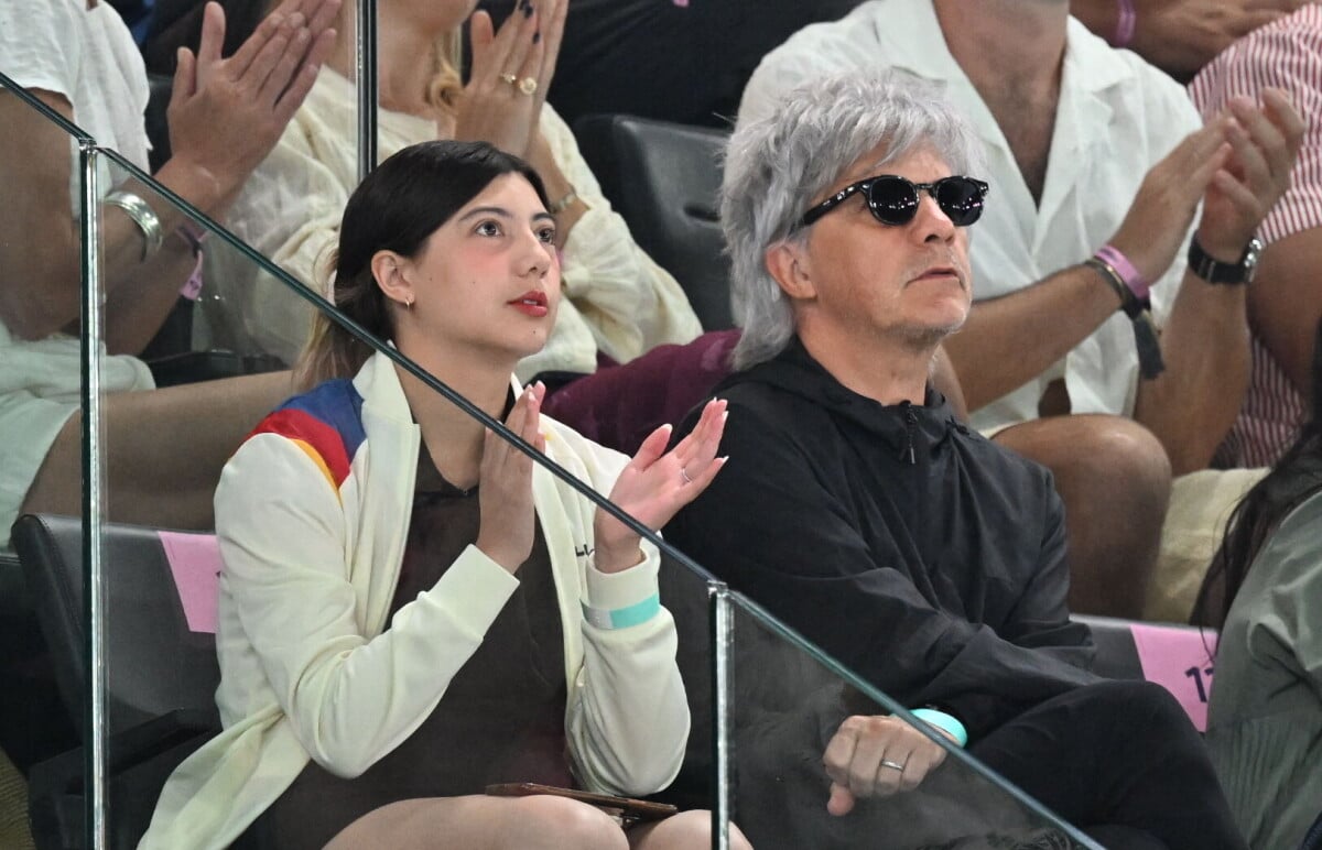 Vidéo : Nicola Sirkis : Rare apparition avec sa fille Théa aux JO de Paris 2024, Simone Biles se ...