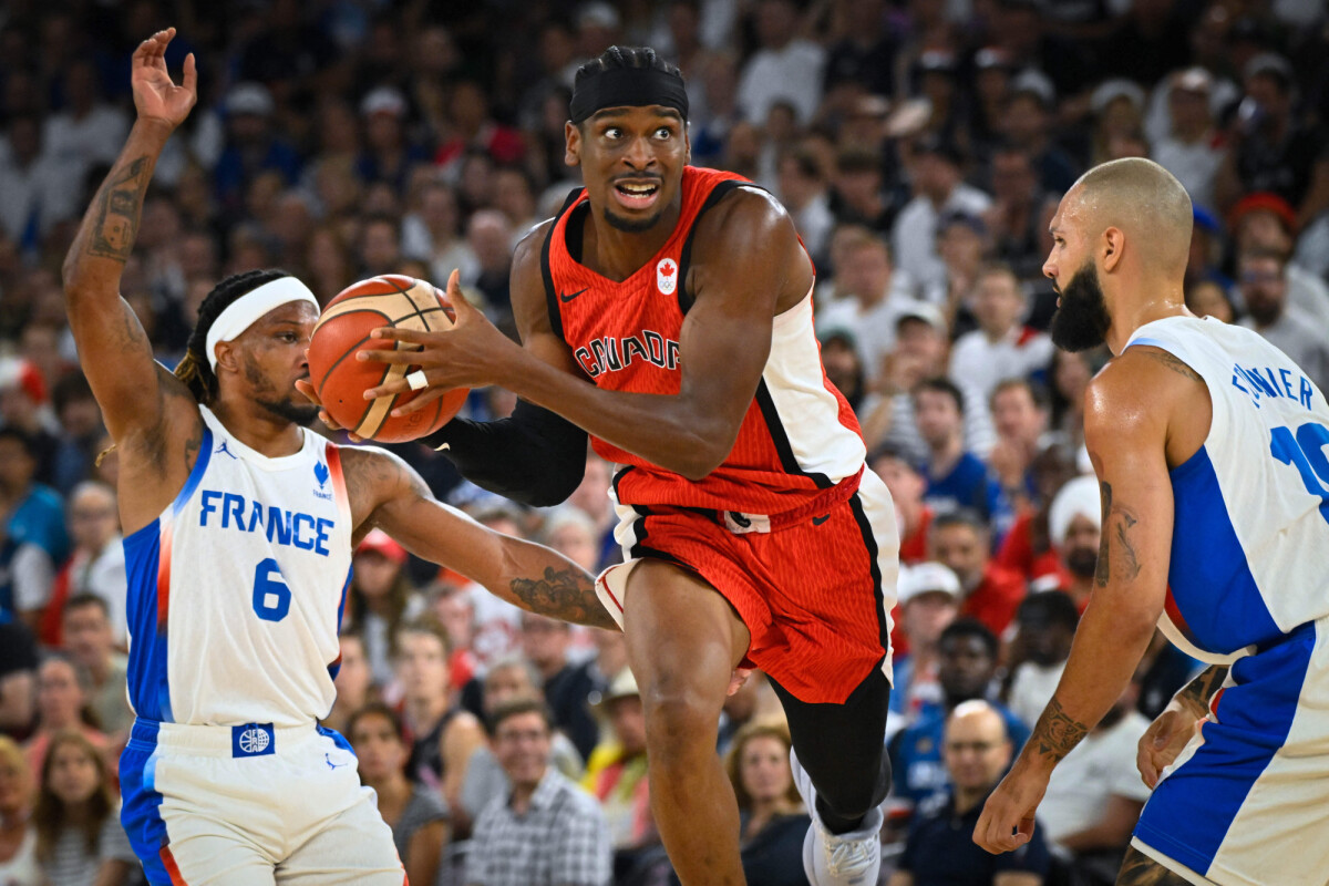 Photo : Quarts de finale - Gilgeous Alexander Shai pendant le match de ...