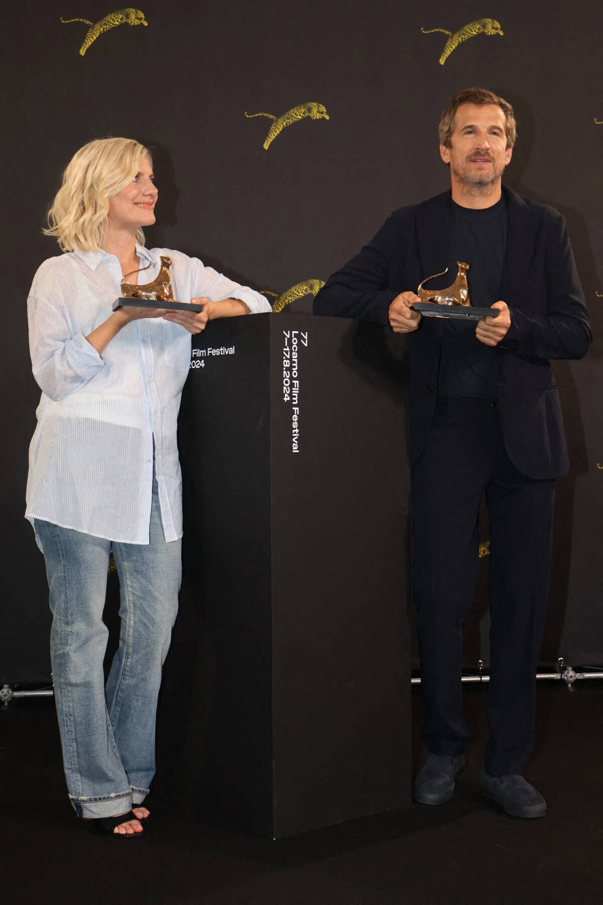 Photo : Ils ont tous les deux reçu le prix Excellence Award Davide ...