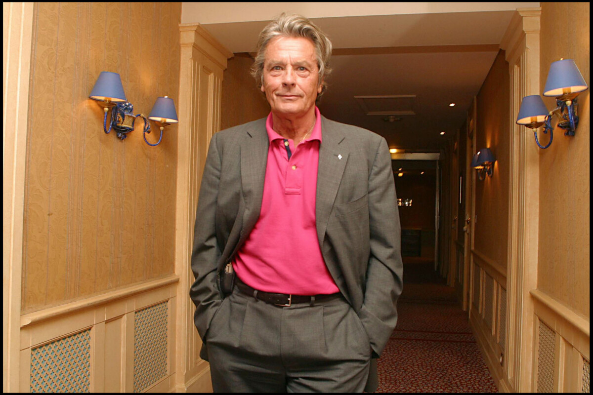 Photo : Alain Delon et le Festival de Cannes - archive - Purepeople