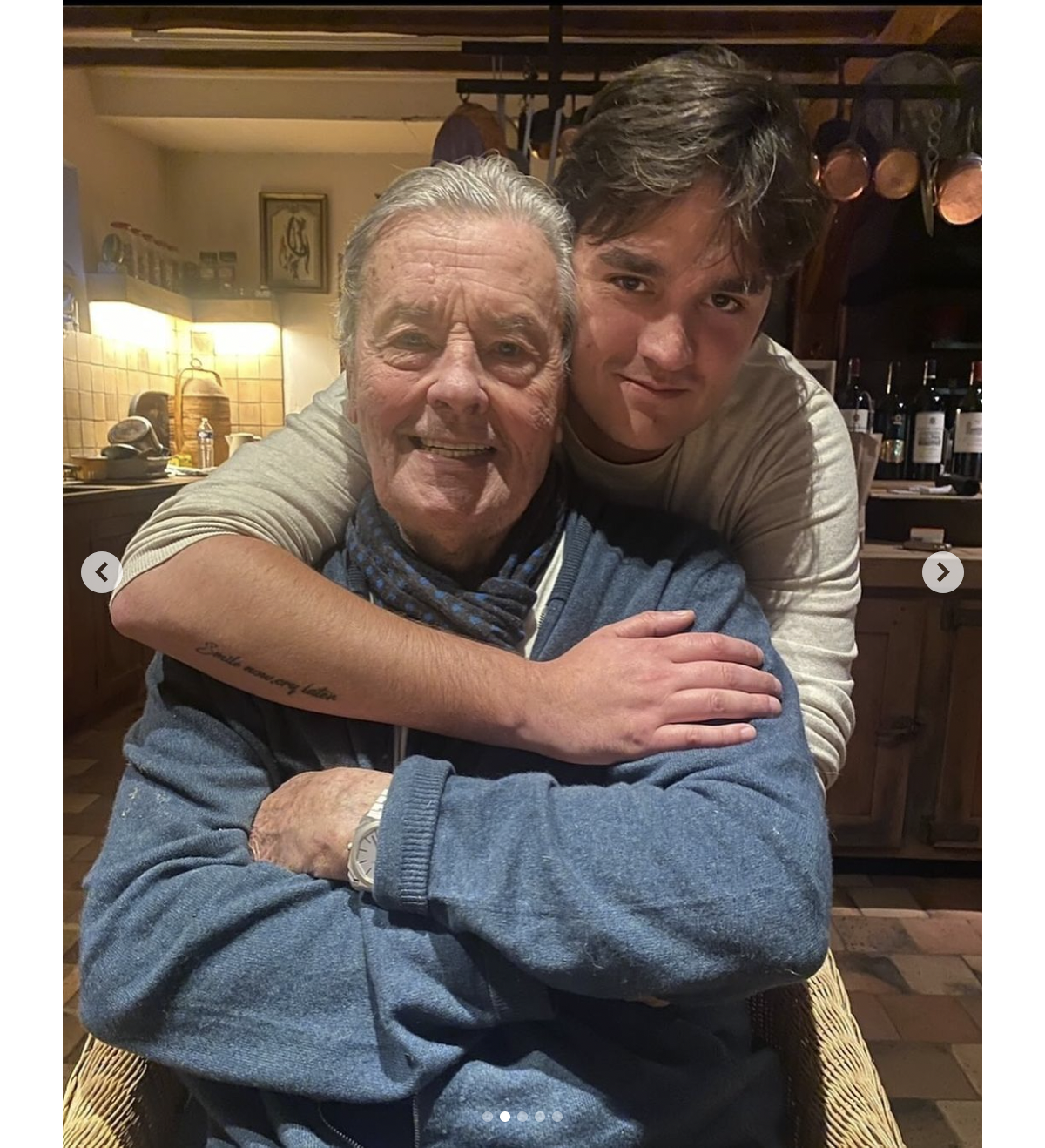Vidéo : Grand changement à Douchy, demeure d'Alain Delon : cet ...