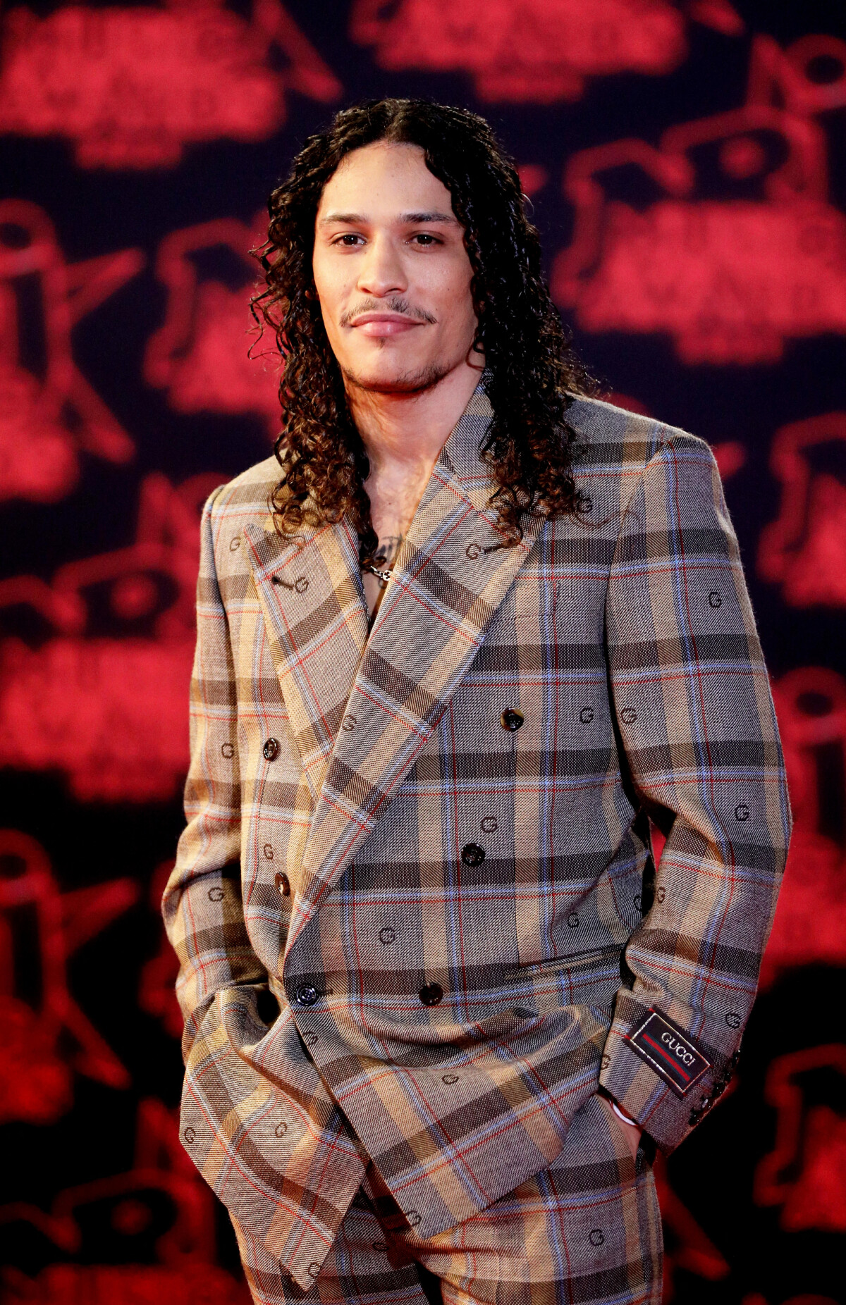Photo : Hatik lors de la 23ème édition des NRJ Music Awards 2021 au ...