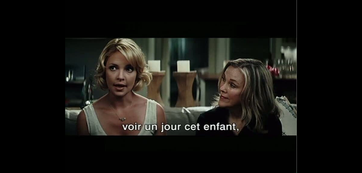 Vidéo : Kiss and kill - Purepeople