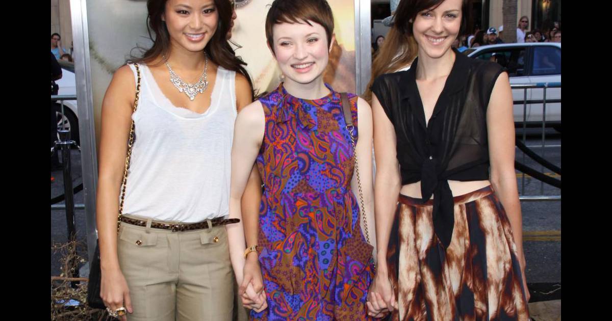 Jamie Chung, Emily Browning et Jena Malone à la première de Le royaume ...