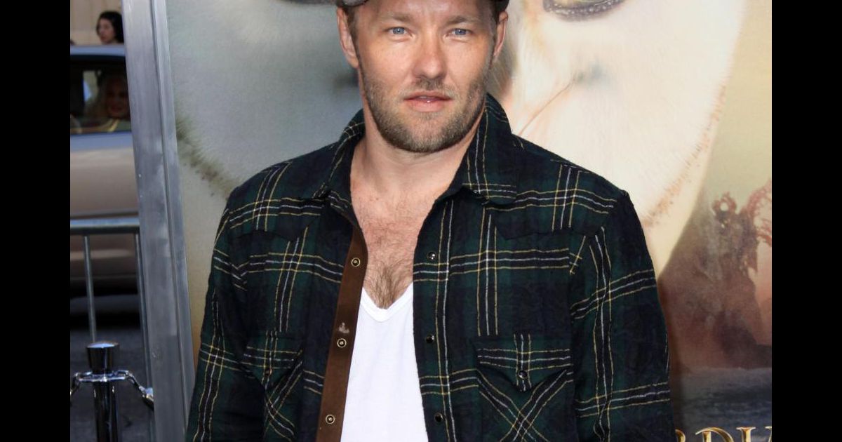 Joel Edgerton à la première de Le royaume de Ga'Hoole - La légende des ...