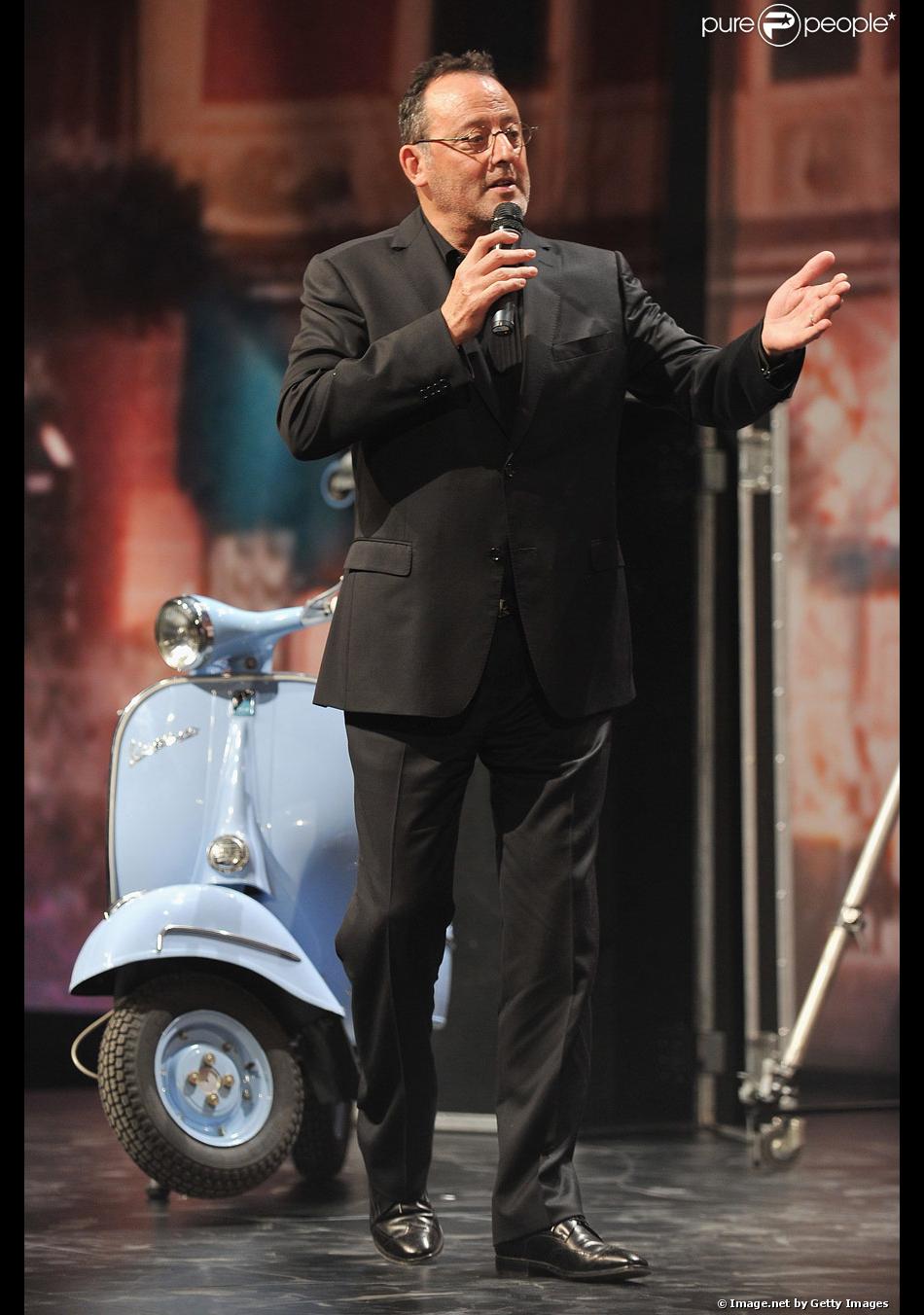 Jean Reno lors de la soirée organisée pour le lancement de la ...