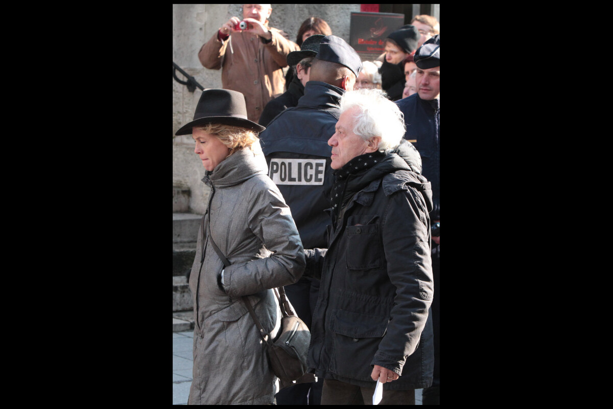 Photo : Mathilde Penin et Jean-Luc Moreau lors des obsèques d'Annie ...
