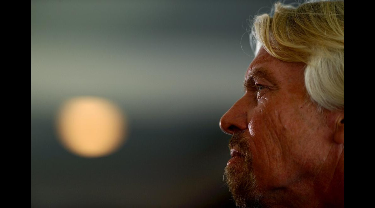 Photo Richard Branson Le 6 Avril 2011 Lors Dun Conférence De Presse