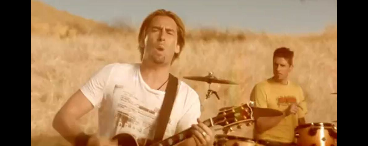 Vidéo : Nickelback, When we stand together - Purepeople