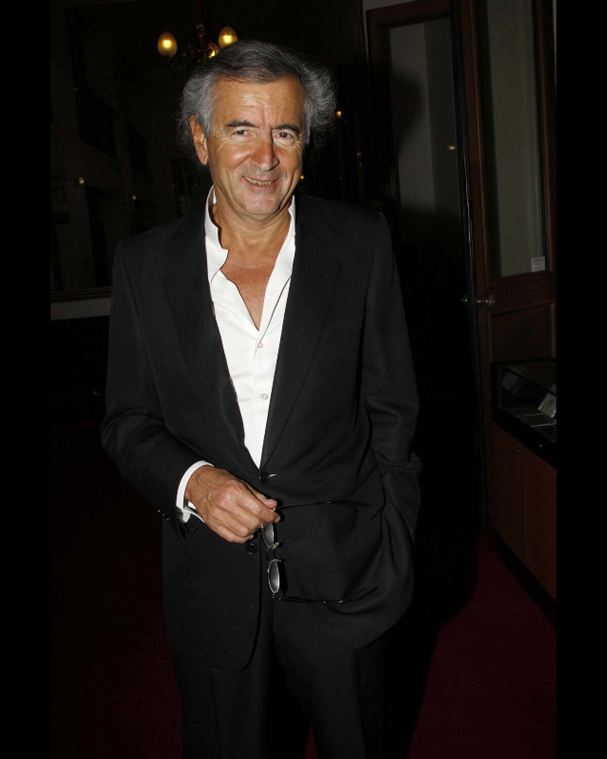 Photo : Bernard-Henri Lévy pour le spectacle Diva Latina, au Théâtre du ...