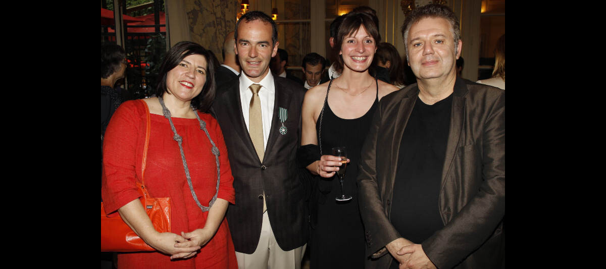 Photo : Franck Ferrand reçoit les insignes de Chevalier dans l'Ordre ...