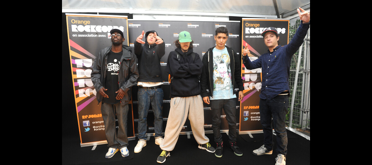 Photo : Le groupe 1995 au Zénith à Paris, pour la quatrième édition du ...