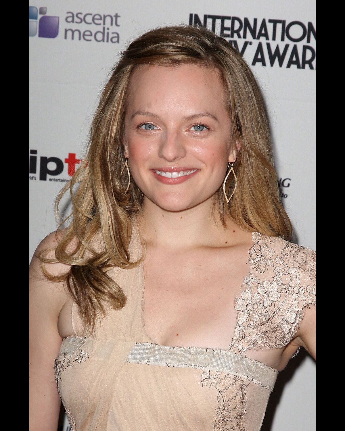 Photo : Elisabeth Moss en 2010. - Purepeople