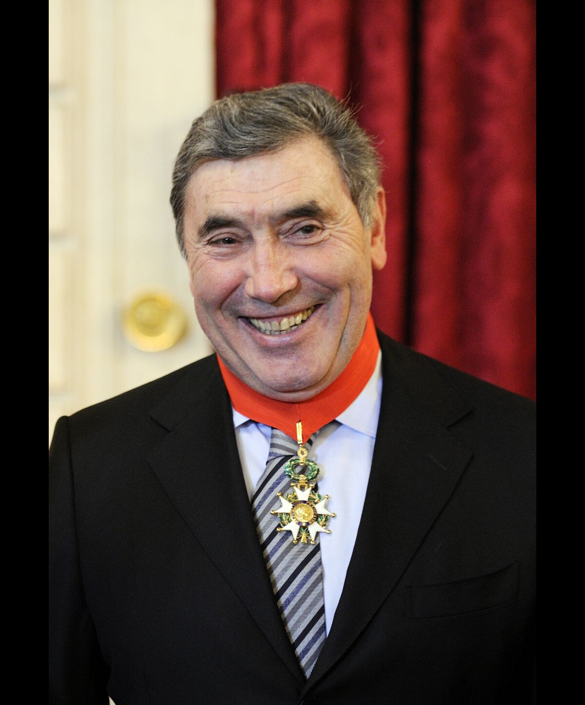 Photo : Eddy Merckx à Paris le 15 décembre 2011 - Purepeople