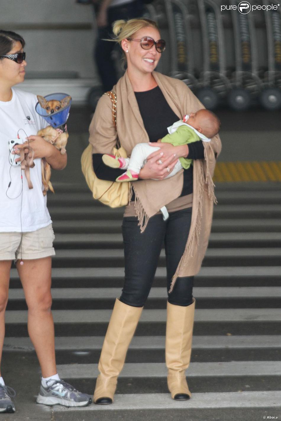 Katherine Heigl heureuse avec sa petite Adalaide et sa soeur Meg à Los ...