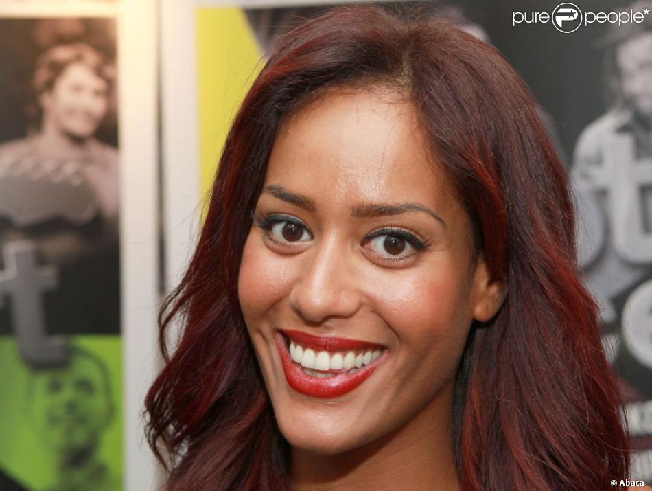 Amel Bent lors de la soirée de présentation du sixième Foot Concert au profit de l'association ...