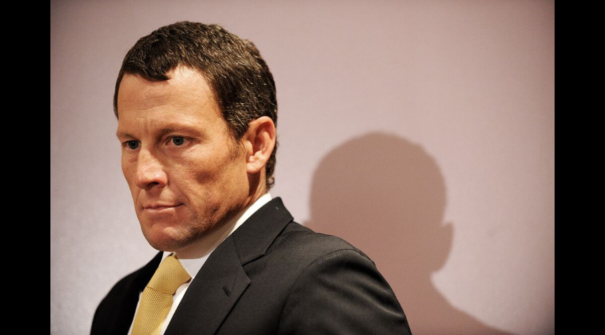 Photo : Lance Armstrong à Los Angeles le 28 février 2011 - Purepeople