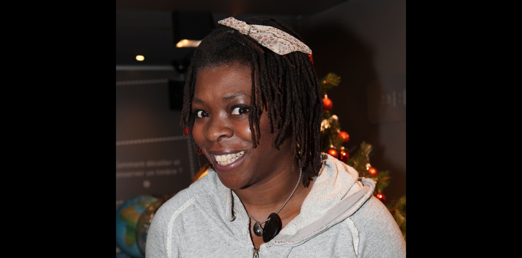 Camping Paradis : Princess Erika quitte à son tour la série - Purepeople