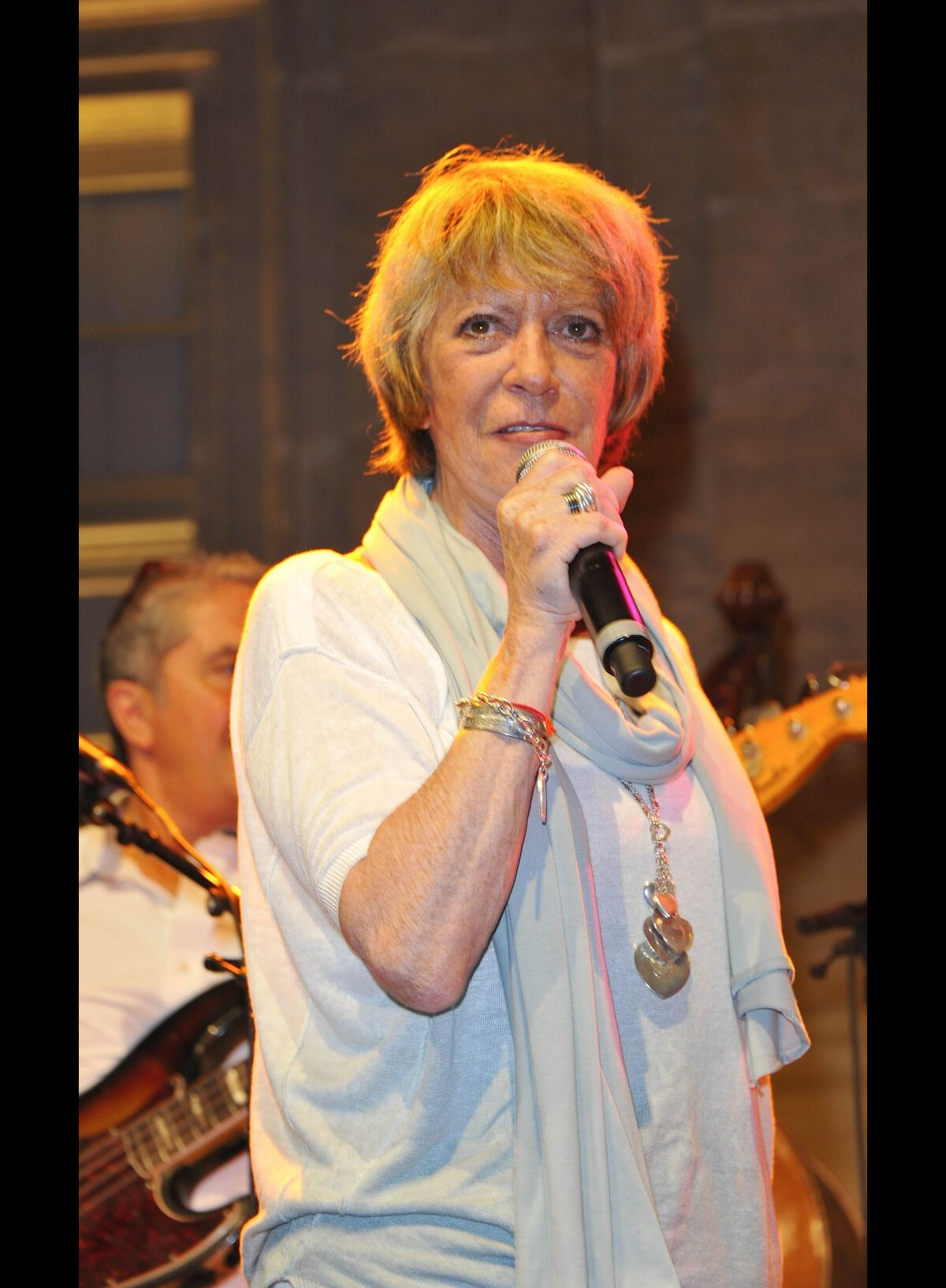 Photo : Alice Dona à Avignon le 1er juillet 2012. - Purepeople