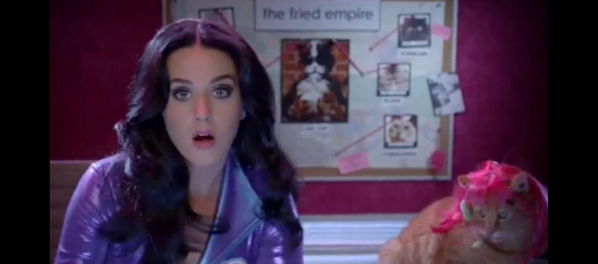 Photo : Katy Perry s'illustre dans la nouvelle publicité pour les chips ...