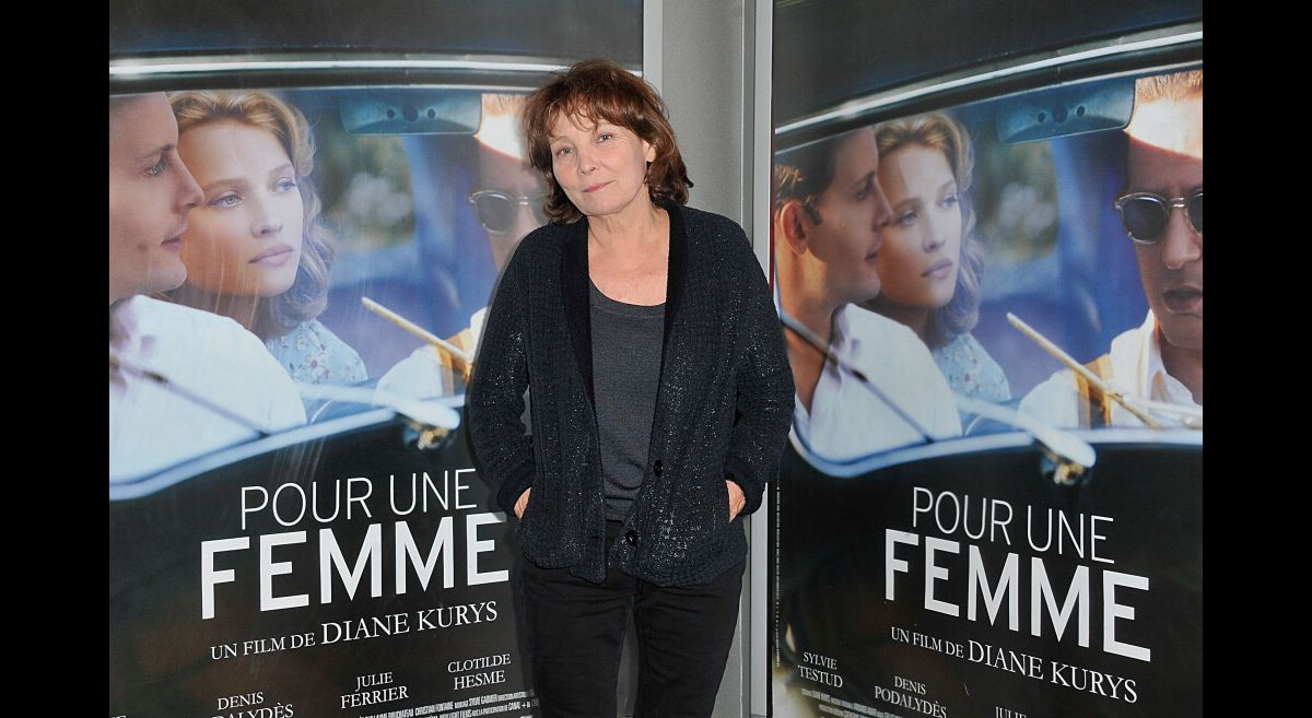 Photo : La réalisatrice Diane Kurys à la première du film Pour une Femme au cinéma Publicis des ...